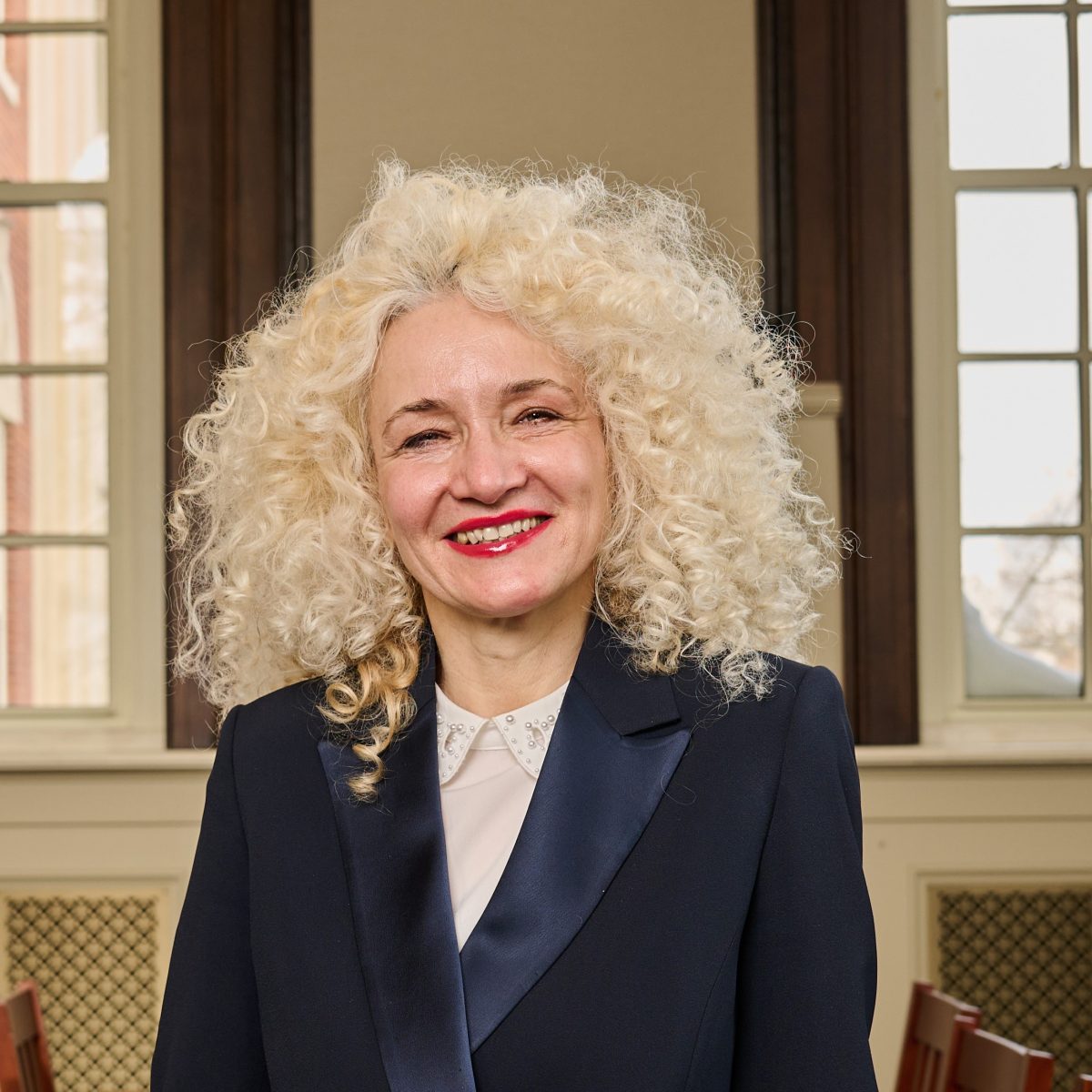 Grit & Grace: The Fight for the American Dream | Gladstein Family Human ...